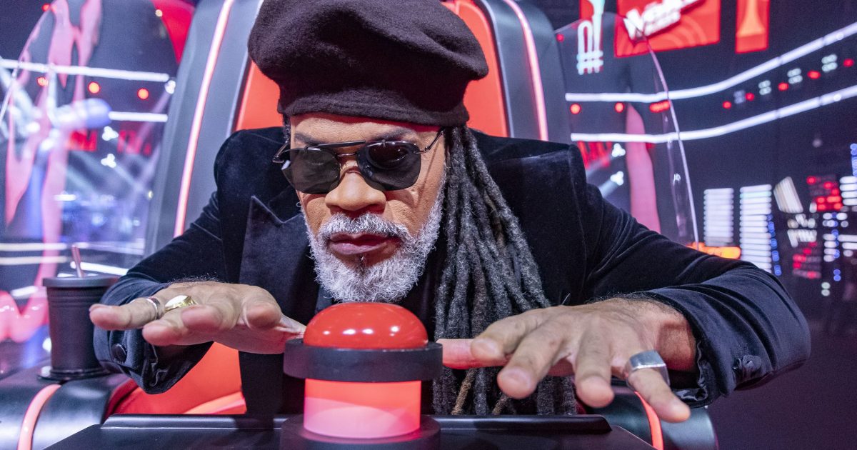 5 famosos que parabenizaram Carlinhos Brown por aniversário