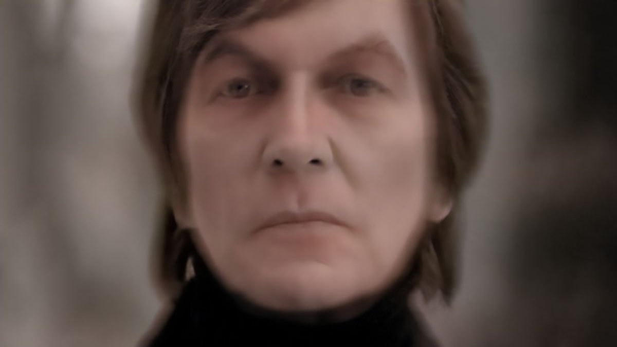 5 momenti peggiori del 2021 ad Upas: tra questi il funerale del suocero ...