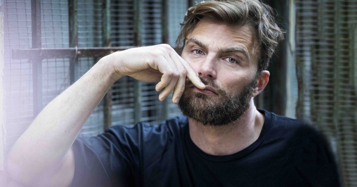 Un posto al sole, trame 2021: arriva un nuovo personaggio, Simon Grechi ...