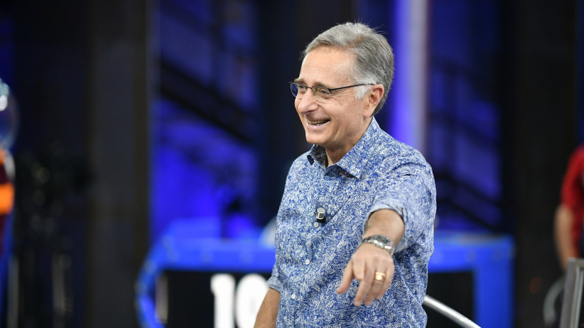 Avanti un altro, Ruggero Freddi denuncia il taglio di una scena: 'Non ...