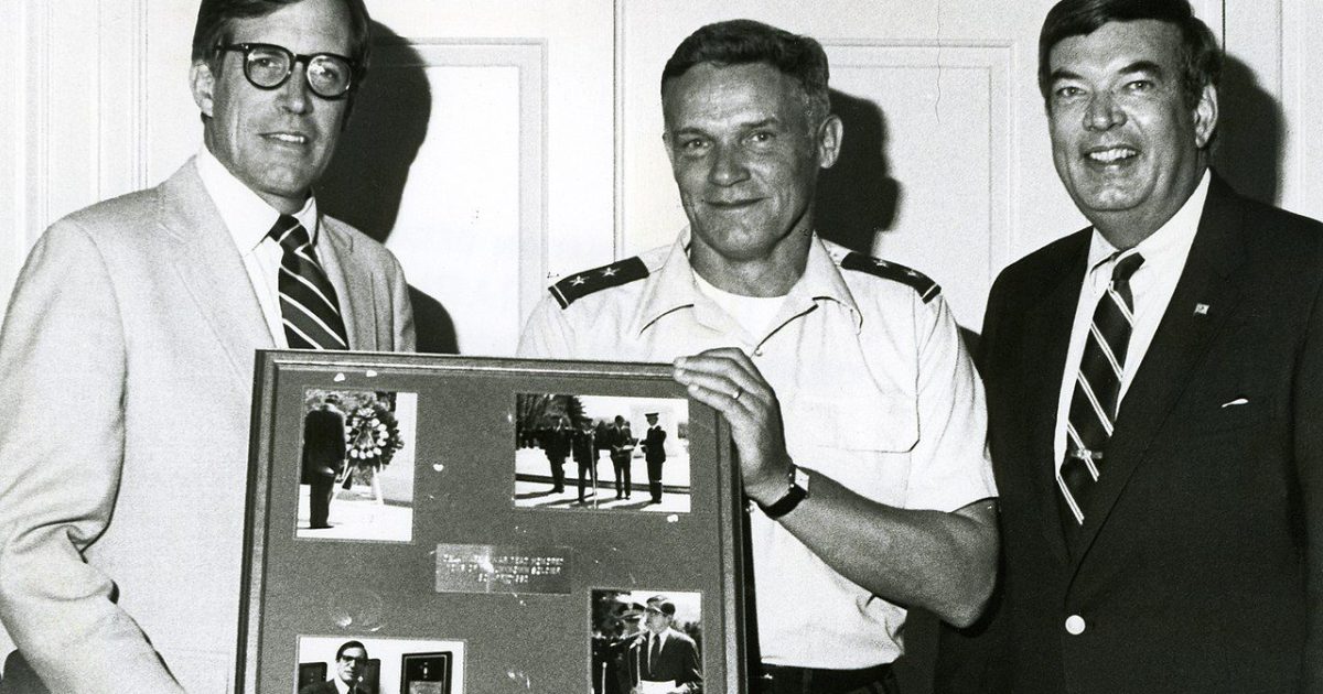 Former Delaware Governor and U.S. Representative Pete du Pont has died