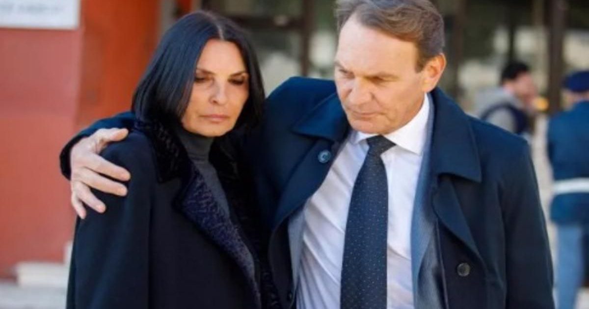 Upas, spoiler fino al 28 maggio: Marina rientra per sostenere Ferri