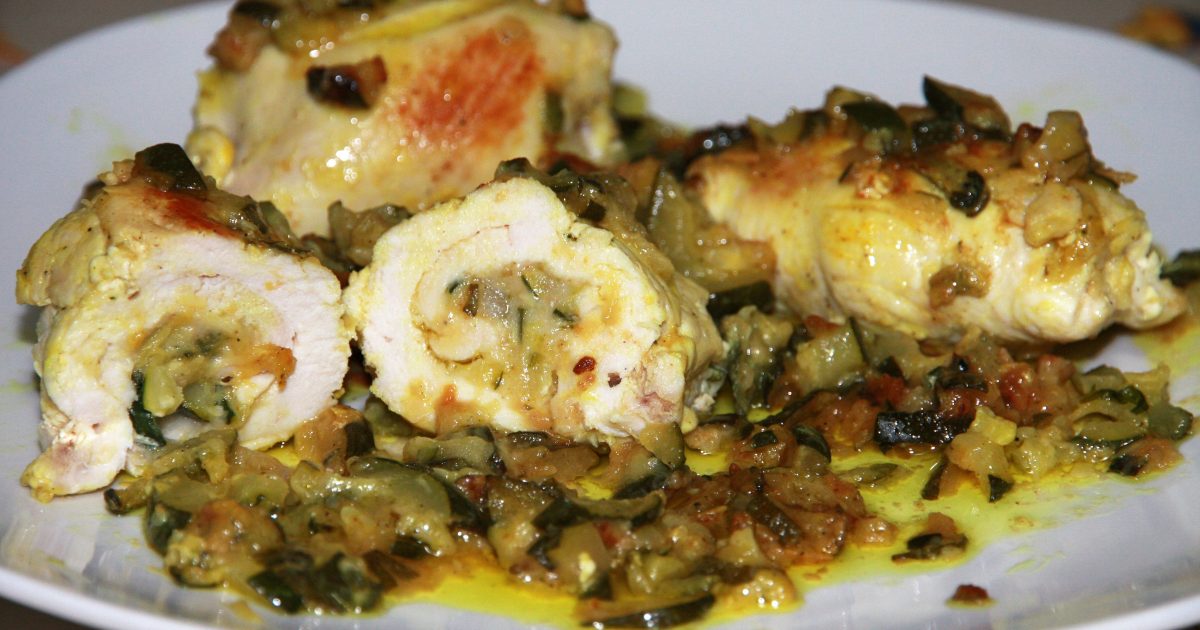 Ricetta gustosa per il petto di pollo: gli involtini ripieni