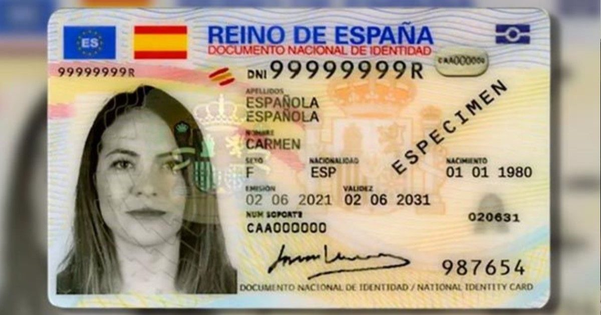 El nuevo DNI incorpora una foto de mayor tamaño y se podrá llevar en el ...