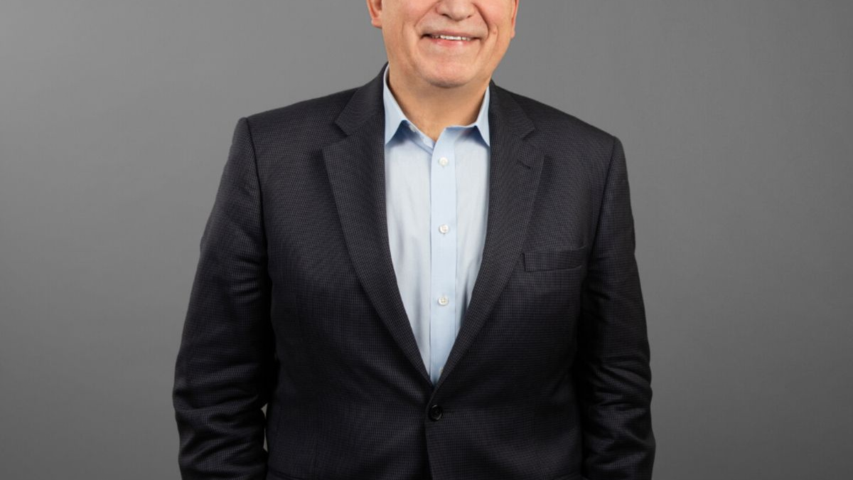 Former Alaska Governor Bill Walker officially running for his old job