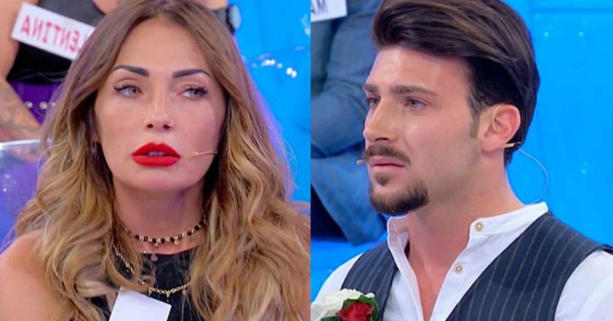 Uomini e Donne, retroscena dame e cavalieri: Ida e Nicola dovrebbero ... Uomini e Donne, retroscena dame e cavalieri: Ida e Nicola dovrebbero ...