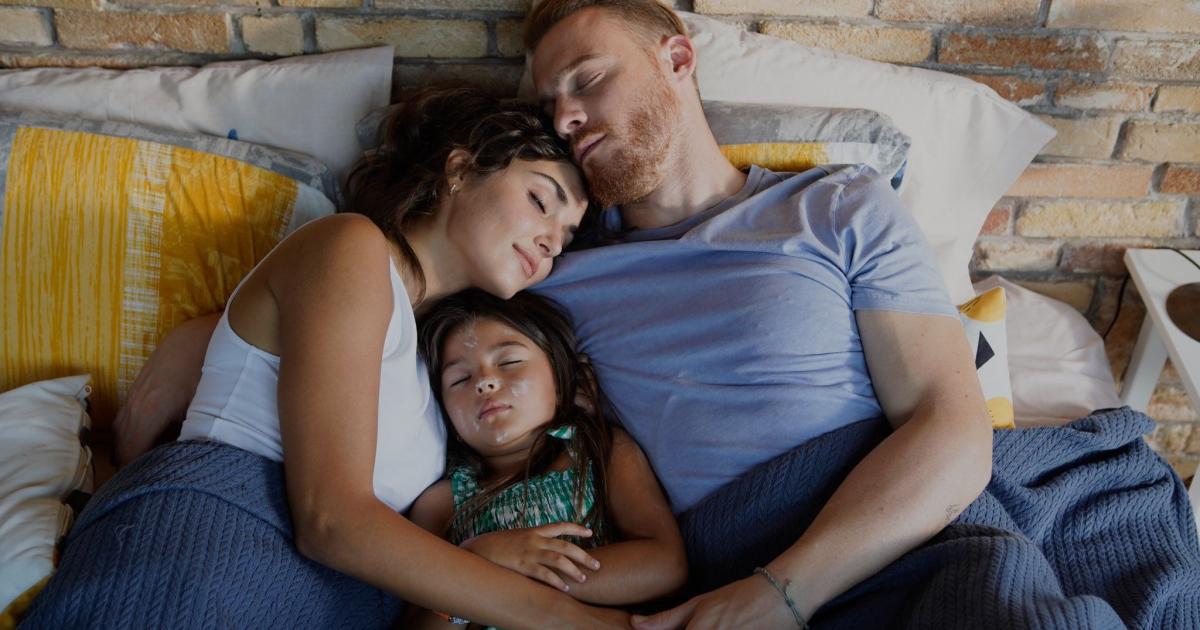 Love is in the air, gli attori di Eda e Serkan si sposano? Bursin: 'Non ...