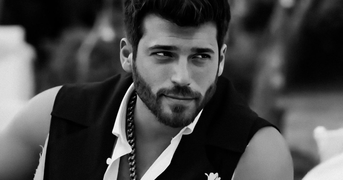 Chi è Can Yaman, alcune curiosità sull'attore turco: è affascinato ...