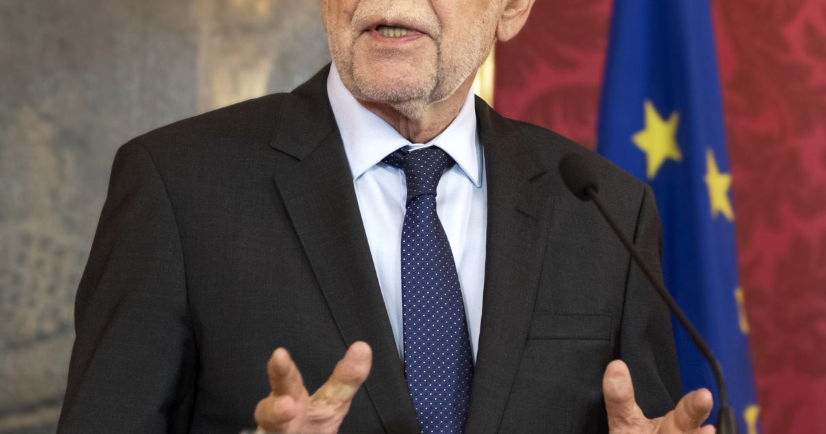 Austria: President Alexander Van der Bellen wins re-election in a landslide