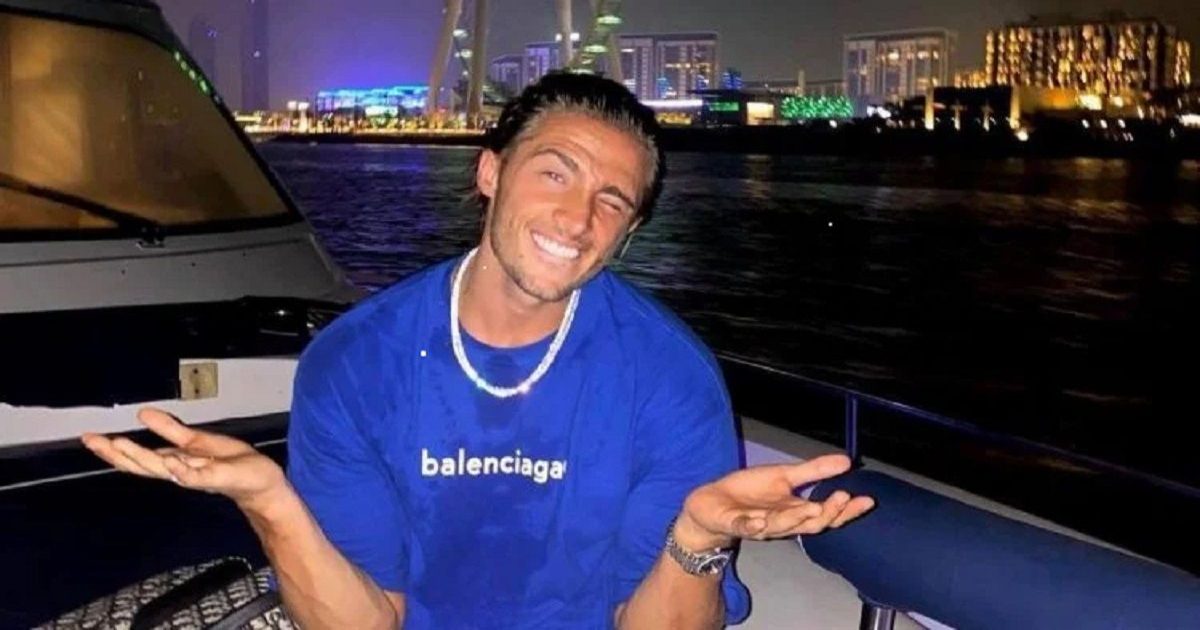 Dylan Thiry fait la promotion d'un produit censé guérir le cancer (vidéo)