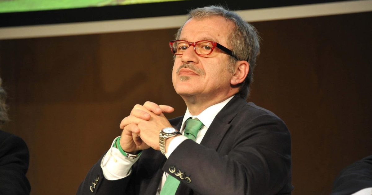 Roberto Maroni è morto a 67 anni: l'ex ministro dal 2021 lottava con ...