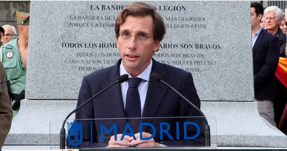 Almeida homenajea al general franquista Millán-Astray en la ...