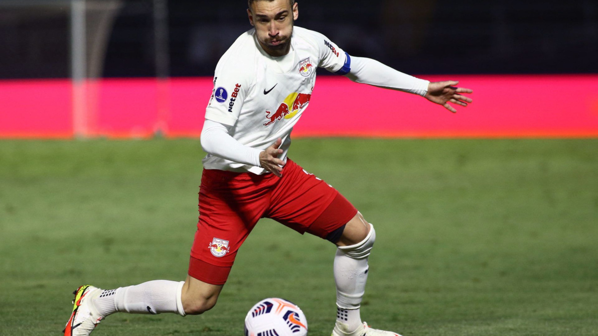 Léo Ortiz passa por cirurgia e volta apenas no segundo semestre