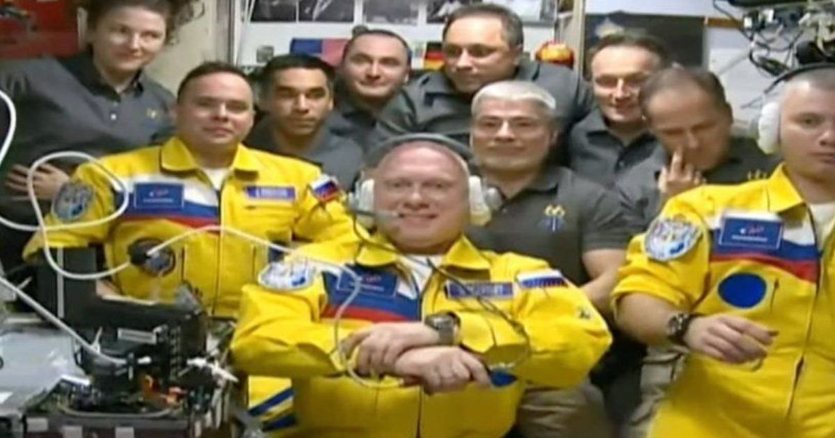 It’s not true: from video recorded aboard China Eastern flight to ...