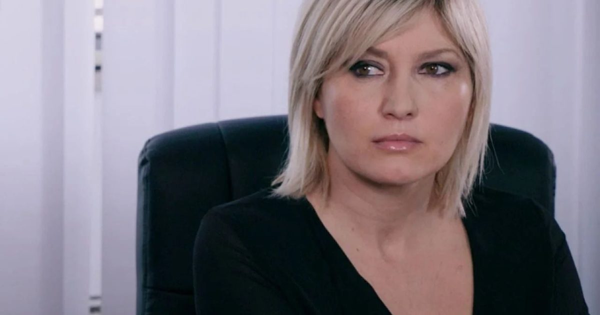 Upas, spoiler 3 agosto: Lara in difficoltà economica, Rossella riceve ...