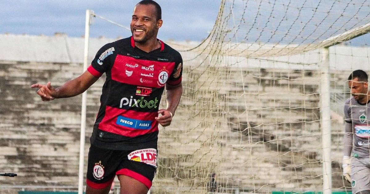 Campinense confirma transferência de Olavio para o futebol da Tailândia