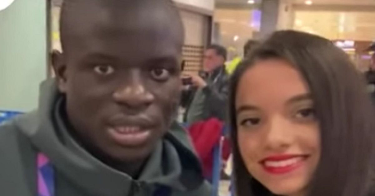 La tête 'hallucinée' de N'Golo Kanté avec une fan fait le buzz (vidéo)