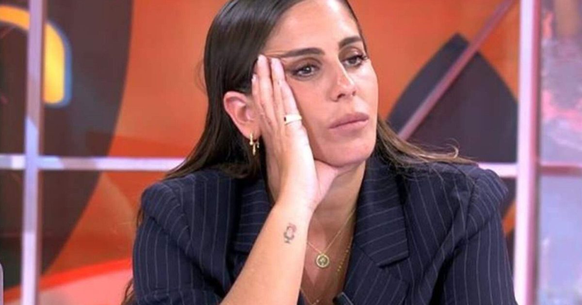 Anabel Pantoja regresa a Sevilla y visita a su padre Bernardo en el hospital