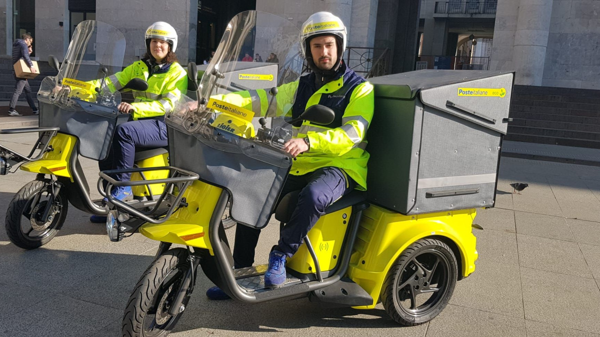 Poste Italiane assume postini in tutta Italia: scadenza 25 settembre