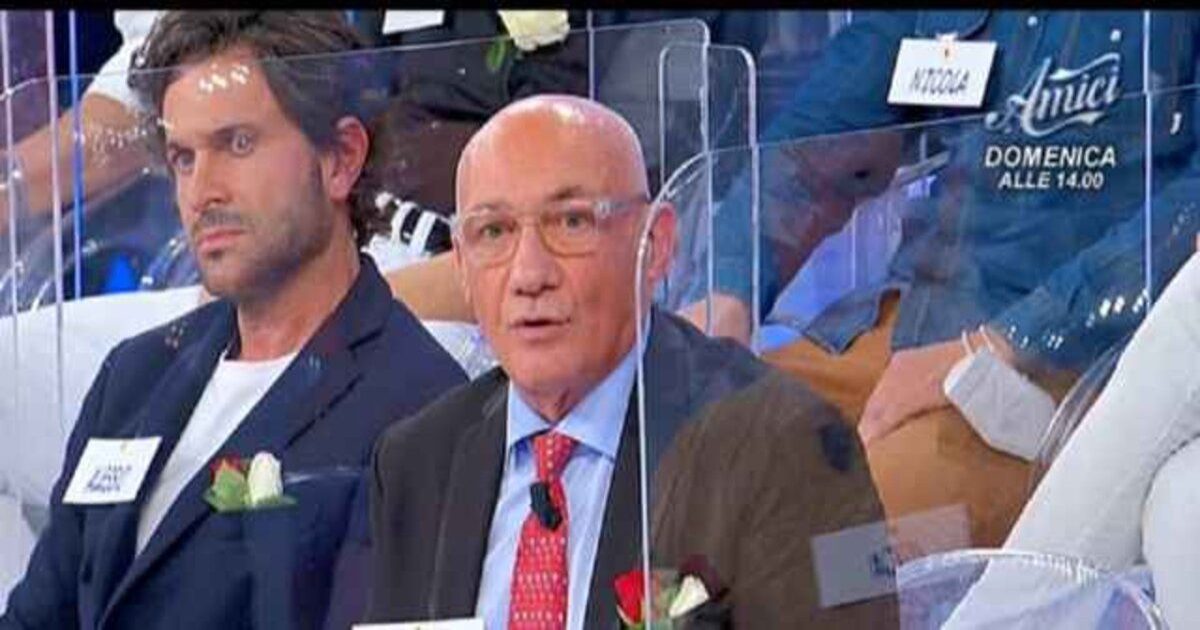 Uomini e donne, chi è il nuovo cavaliere Claudio: è un conte e ha un ...