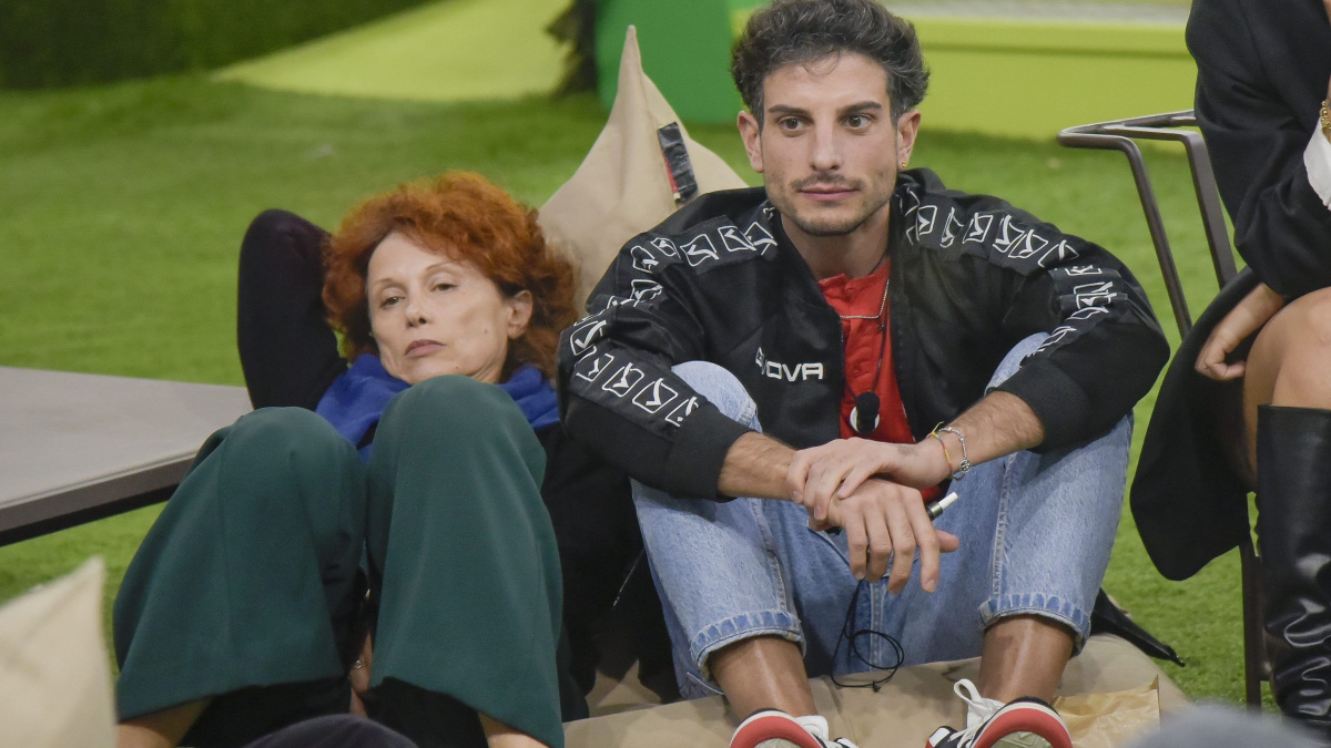 Grande Fratello, Garibaldi critica Beatrice: 'Se ne frega dei figli, fa ...