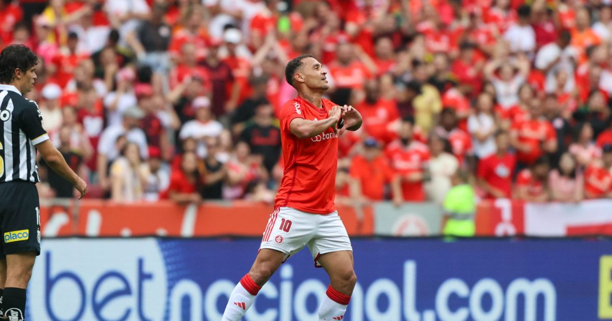 Na casa dos 30, Alan Patrick fala da boa fase, sobre vaga na ...