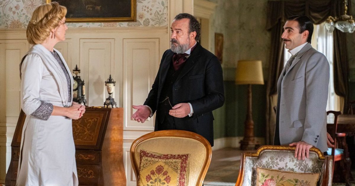 La Promessa, anticipazioni: Manuel scopre le bugie di sua mamma, Jana si innamora di Abel