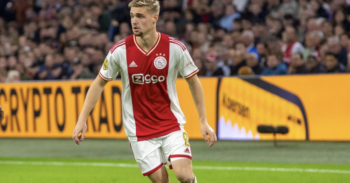 Juventus, nome nuovo per il centrocampo: piacerebbe Taylor dell'Ajax