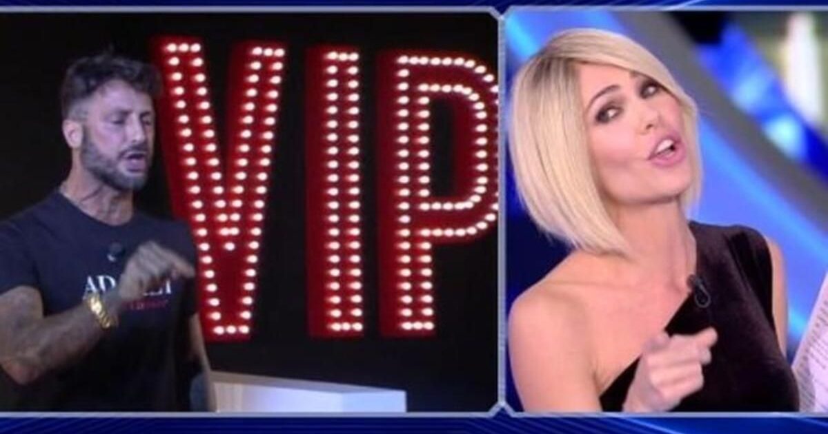 Fabrizio Corona dopo l'uscita di 'Unica': 'Totti amava Ilary ma l'ha sempre tradita'