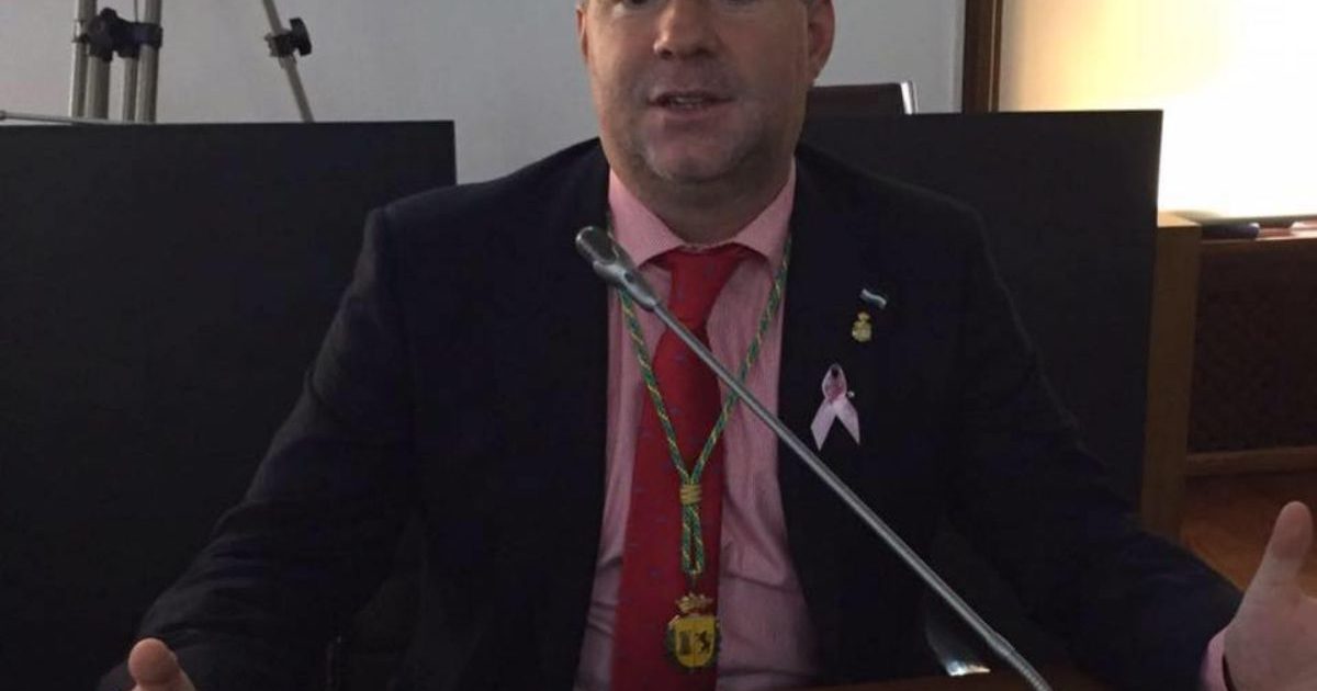 Muere el alcalde de Nuñomoral en un accidente de tráfico en Mohedas de ...