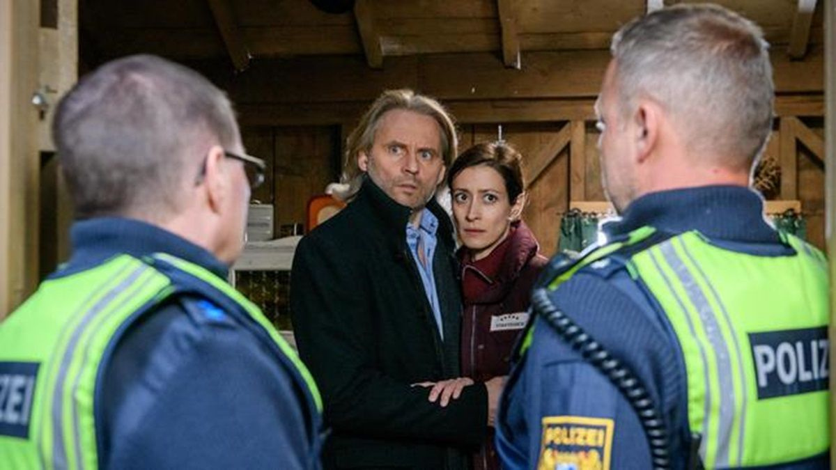 Tempesta d'amore, anticipazioni tedesche: Carolin viene arrestata in ...