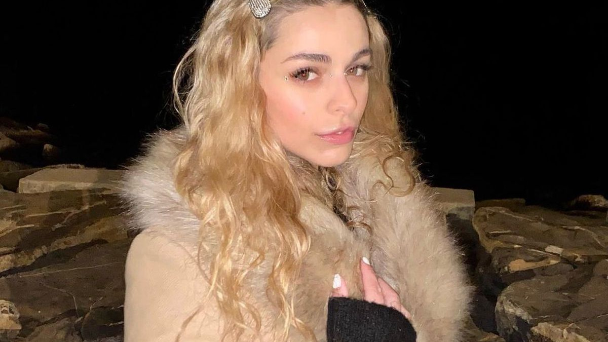 Uomini e donne, Carola si diverte prima della scelta di Federico, i fan ...