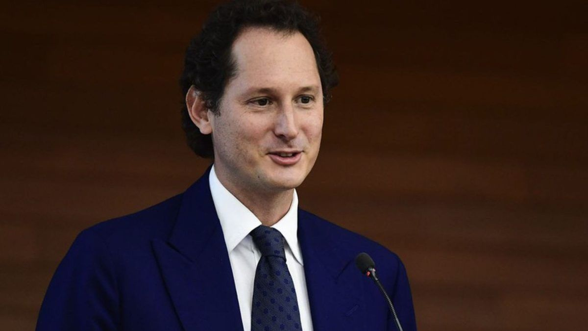 Juventus, Moncalvo: 'A John Elkann della società bianconera non frega nulla'
