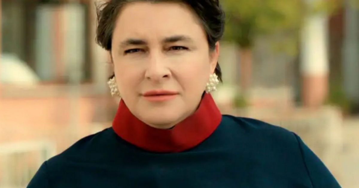 Terra amara, spoiler terza stagione: Mujgan prega sua zia di rimanere a ...