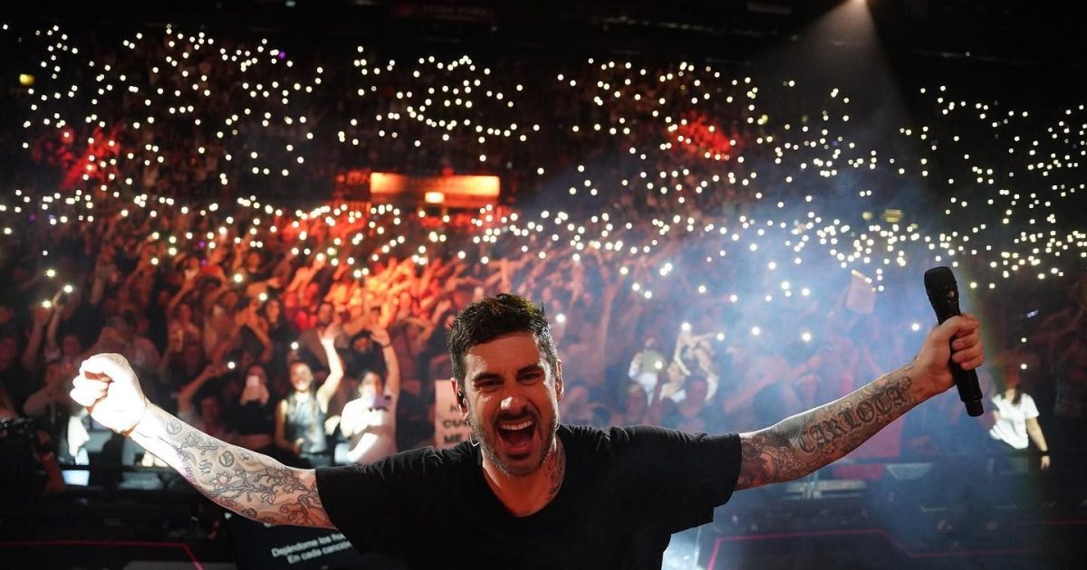 Melendi confirma durante un concierto en Argentina que será padre por ...
