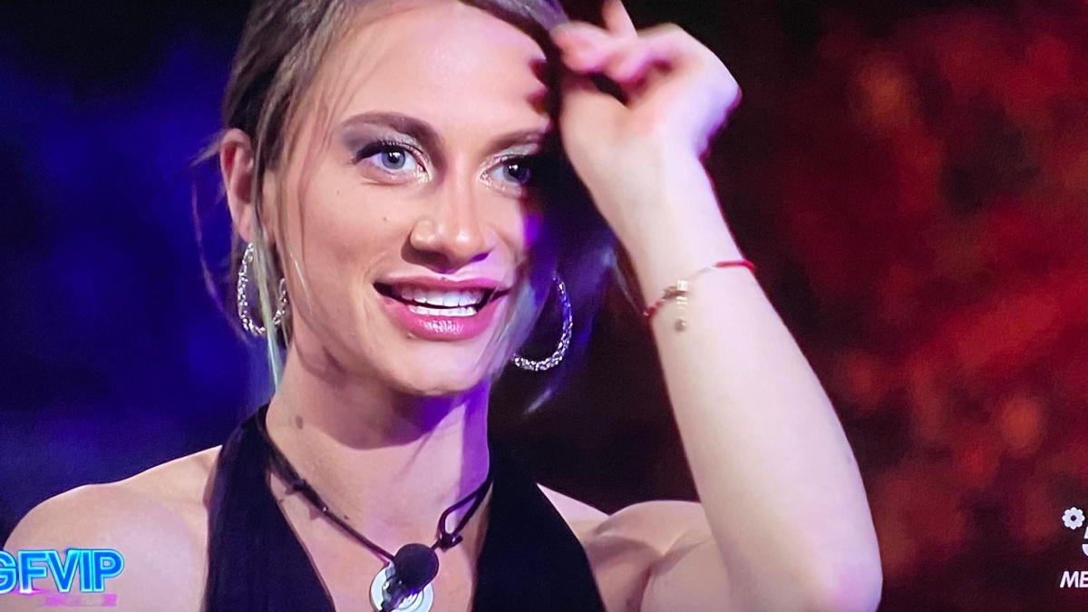 Nikita Pelizon torna ad attaccare Luca Onestini: 'Non ho molta stima'