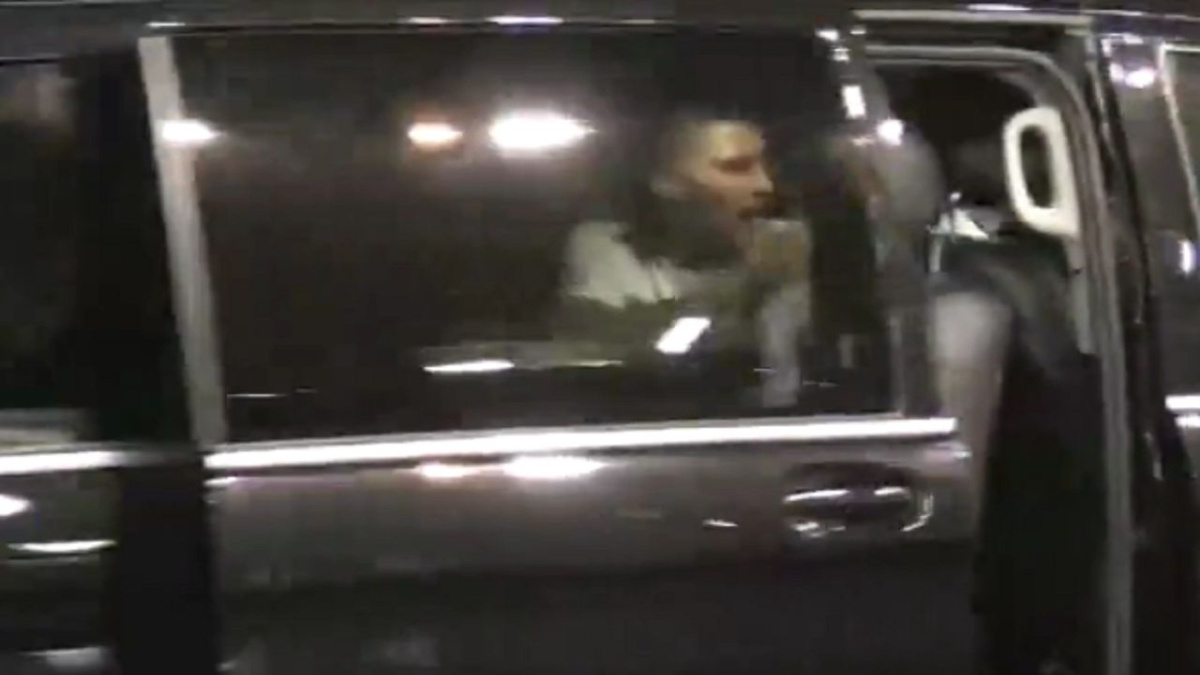 La scène insolite de Marco Verratti dans le van du PSG sur le parking de la Meinau (vidéo)