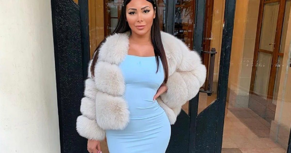 Maeva Ghennam, ruinée, demande à sa mère de payer le pain pour elle