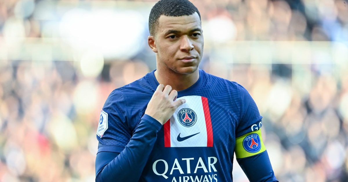 Le clan Mbappé adresse une pique au Paris Saint Germain