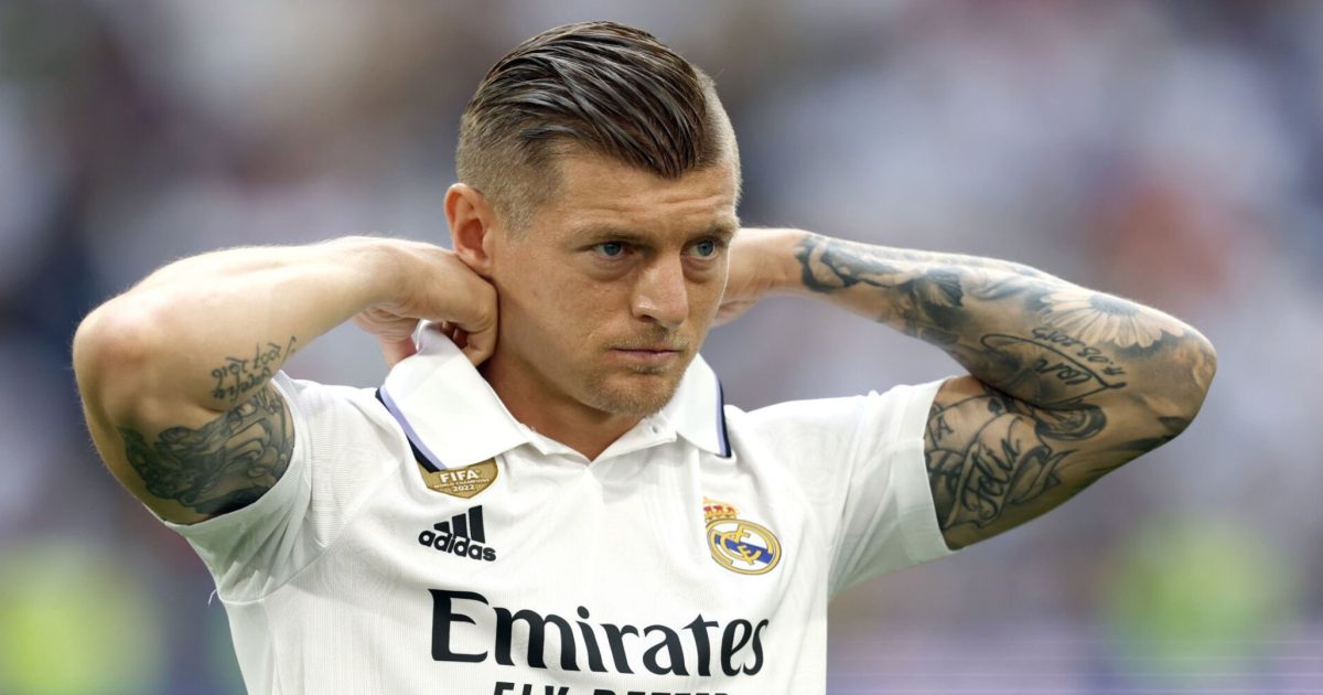 Bellingham signe au Real Madrid, Toni Kroos réagit et tacle une ... Bellingham signe au Real Madrid, Toni Kroos réagit et tacle une ...