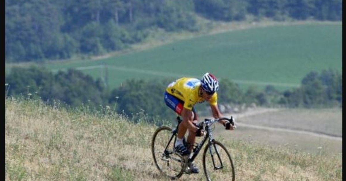 Ciclismo, il 14 luglio sono 20 anni dall'incidente Beloki-Armstrong