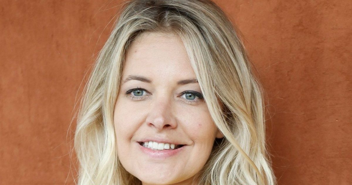 Carine Galli vante les mérites d'une radio concurrente, elle se fait ...