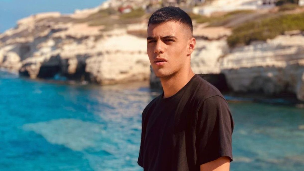 Uomini e donne, il tronista Cristian trasgredisce il regolamento: post ...