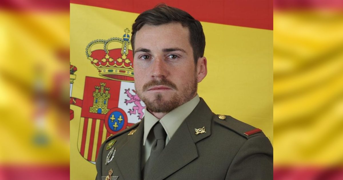 Muere el soldado Adrián Roldán con tan solo 30 años tras recibir un ...