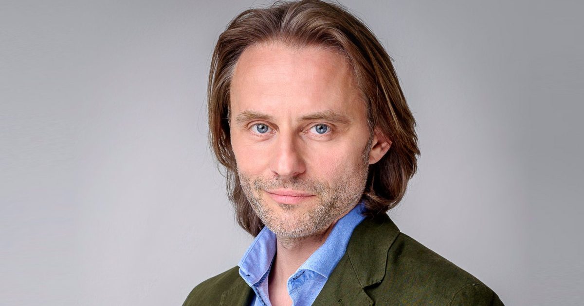 Tempesta d'amore, anticipazioni al 7 ottobre: Michael si dichiara a Carolin