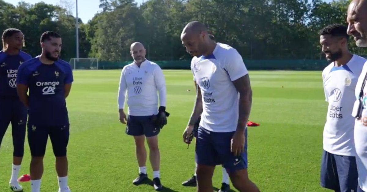 Thierry Henry se présente avec son staff aux Bleuets, la séquence amuse ...