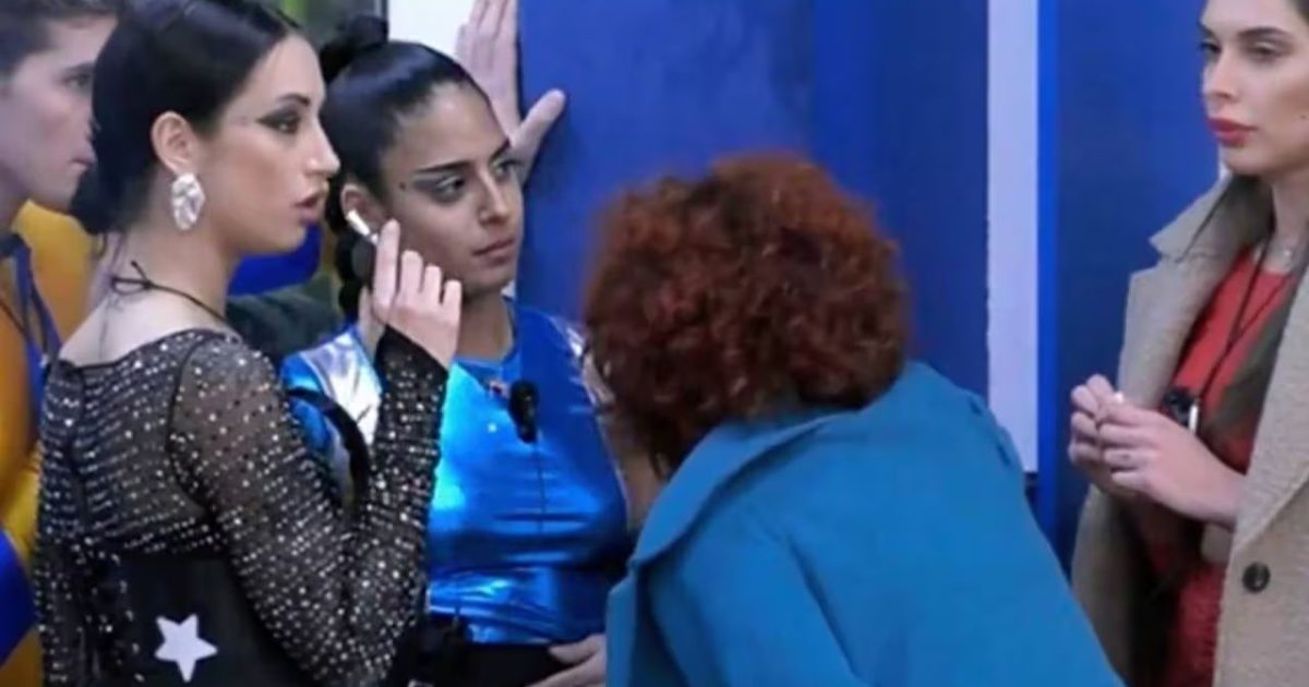 Grande Fratello, Perla contro Beatrice: 'Mi tremano le mani, aspetto la puntata'