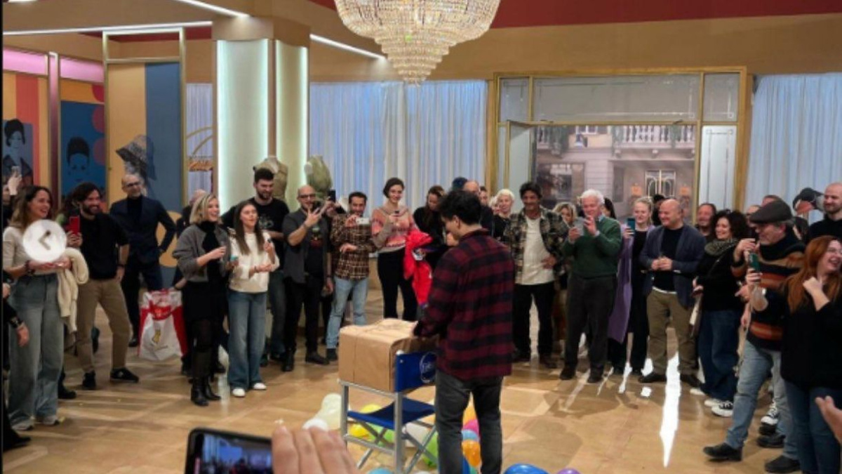 Il Paradiso delle signore, i fan temono l'addio di Vittorio: 'Sarebbe ...