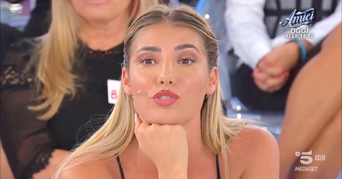 Uomini e donne, anticipazioni dicembre: Mario lascia il cast, Martina esce con Gianmarco