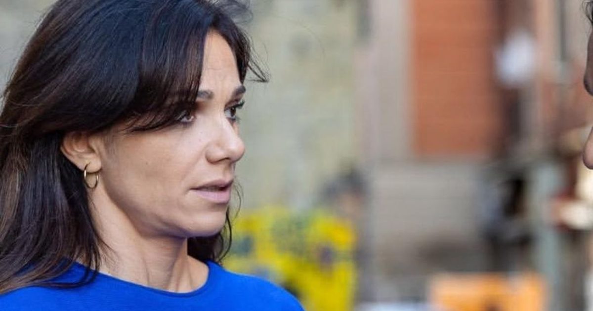 Un posto al sole, trame 16-20 dicembre: Rosa è tormentata e fa una ...